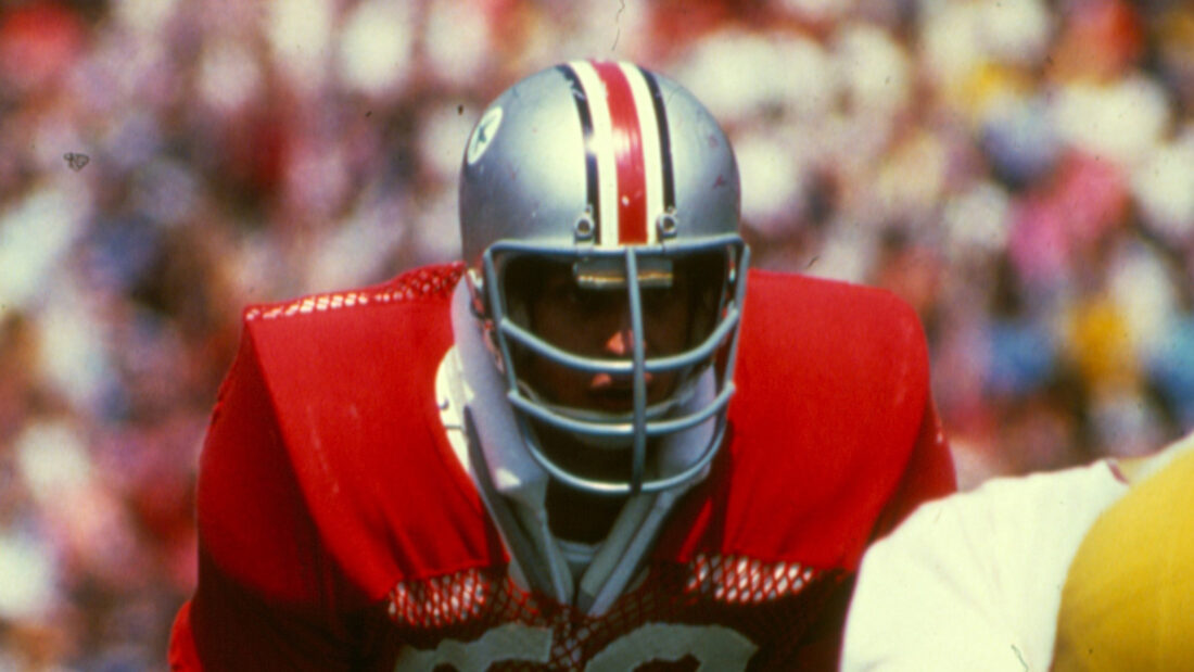 Pro Football HOF inductee Gradishar became a defensive force while at ...